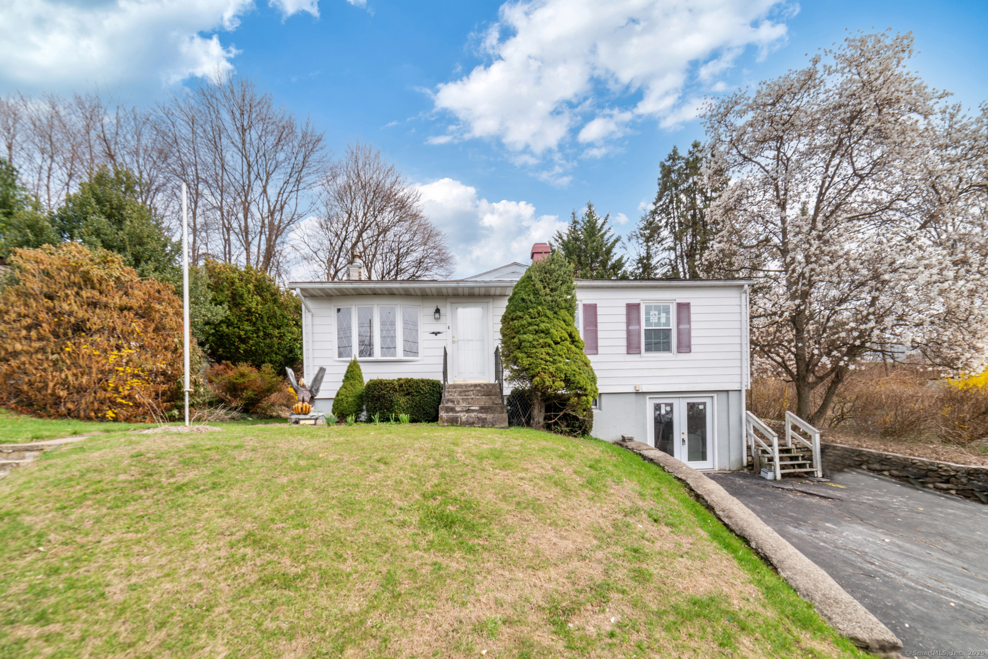 4 Belleview Terrace, Ansonia, CT 06401 - MLS 24086236 - Coldwell Banker