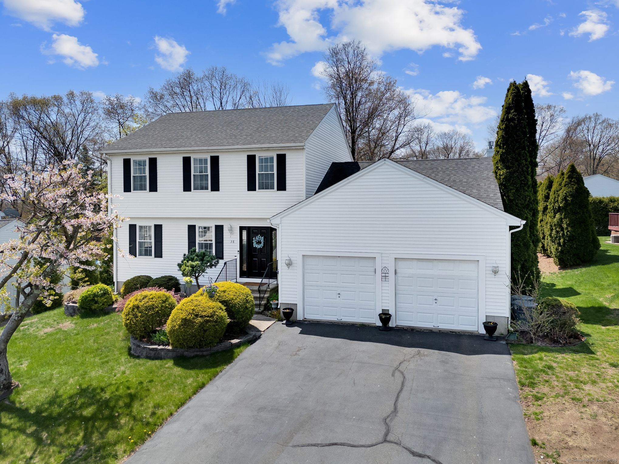 38 Benjamin Rd, East Haven, CT 06513 - MLS 24086383 - Coldwell Banker