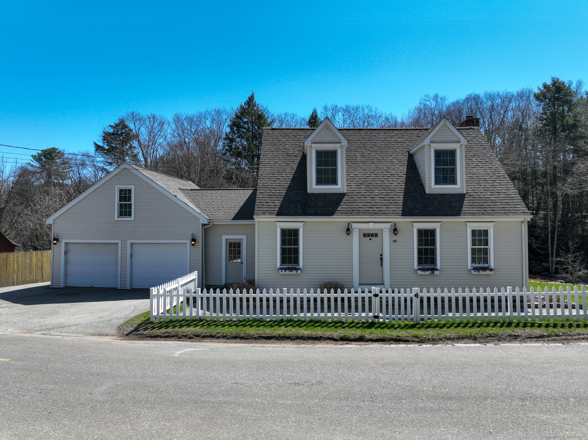 98 Johnson Rd, Columbia, CT 06237 - MLS 24087396 - Coldwell Banker