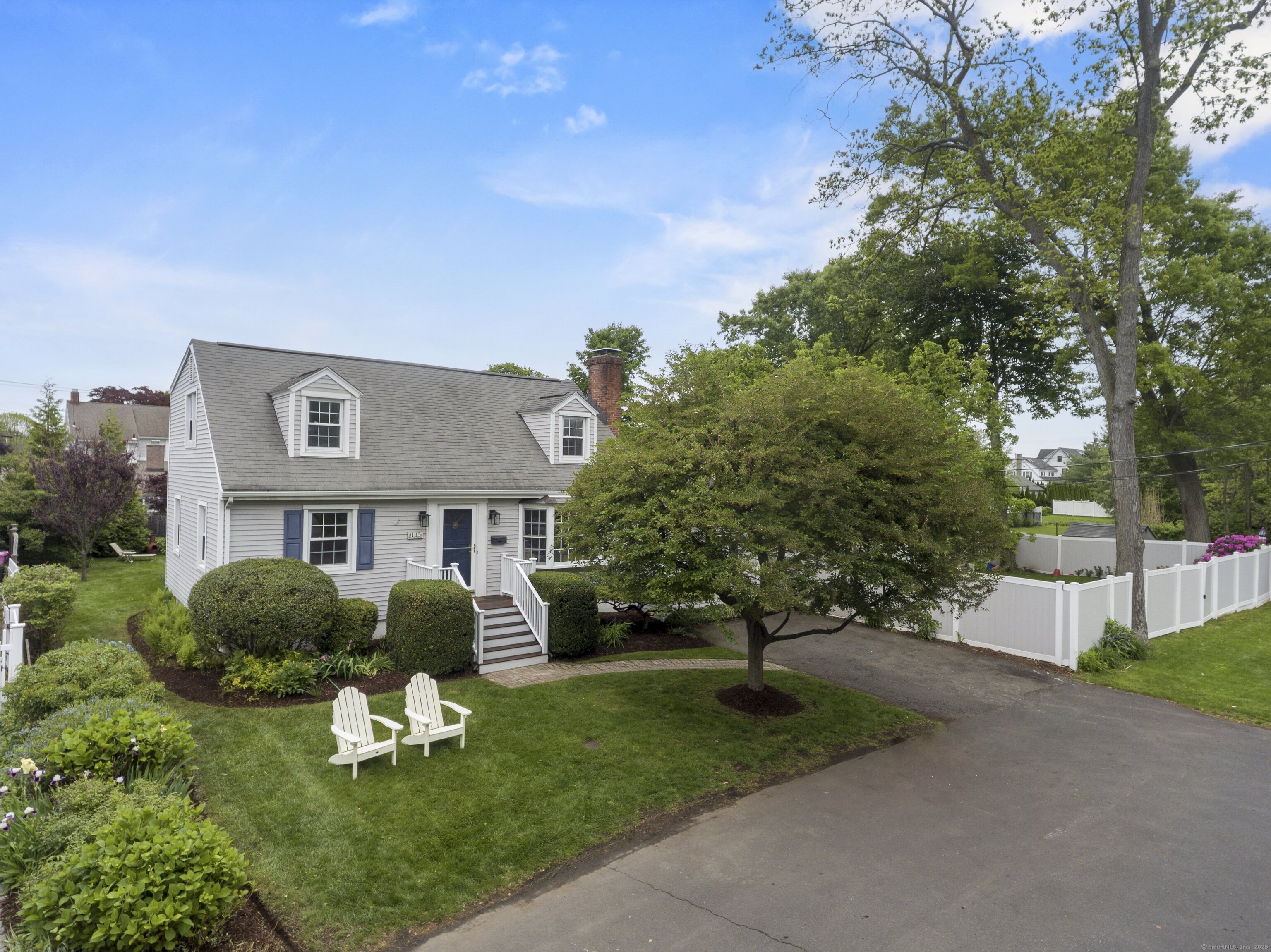 115 Dwight St, Fairfield, CT 06824 - MLS 24087572 - Coldwell Banker