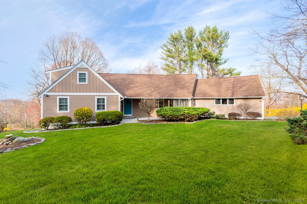 15 Fox Den Rd, Danbury, CT 06811 - MLS 24090108 - Coldwell Banker