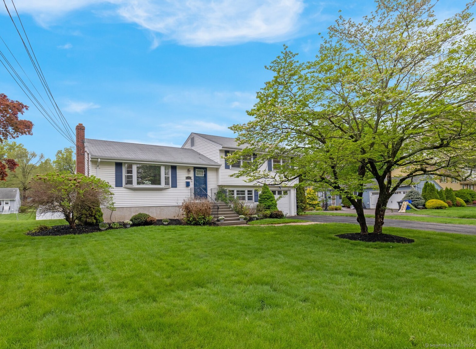 25 King Edward Rd, West Hartford, CT 06117 - MLS 24092232 - Coldwell Banker