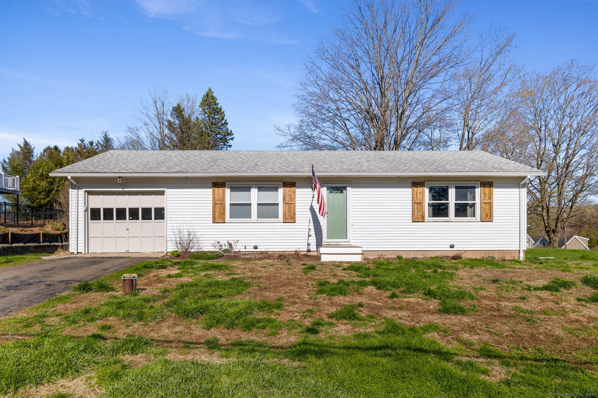 4 Aresco Dr, Middlefield, CT 06481 - MLS 24093722 - Coldwell Banker