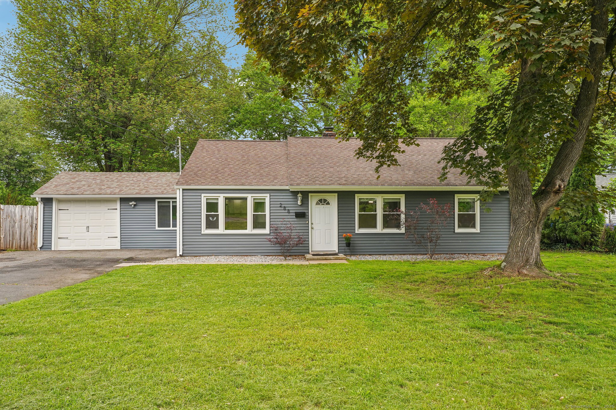 288 Robbins Ave, Newington, CT 06111 - MLS 24096529 - Coldwell Banker