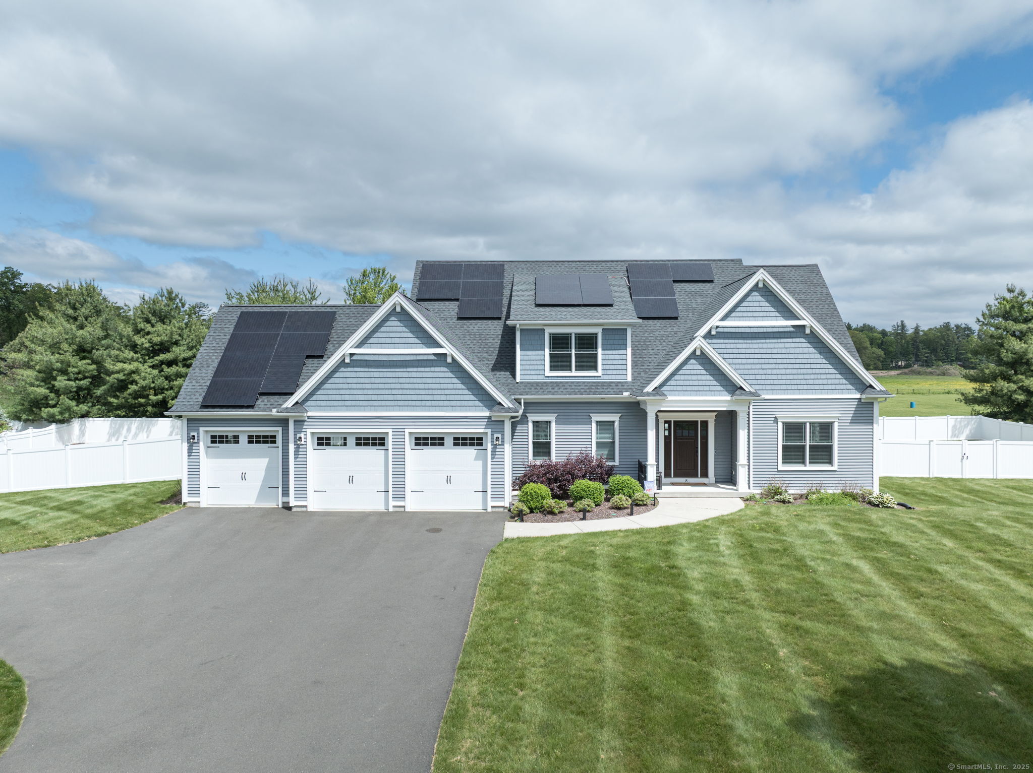 8 Stratton Farms Rd, Suffield, CT 06093 - MLS 24098105 - Coldwell Banker