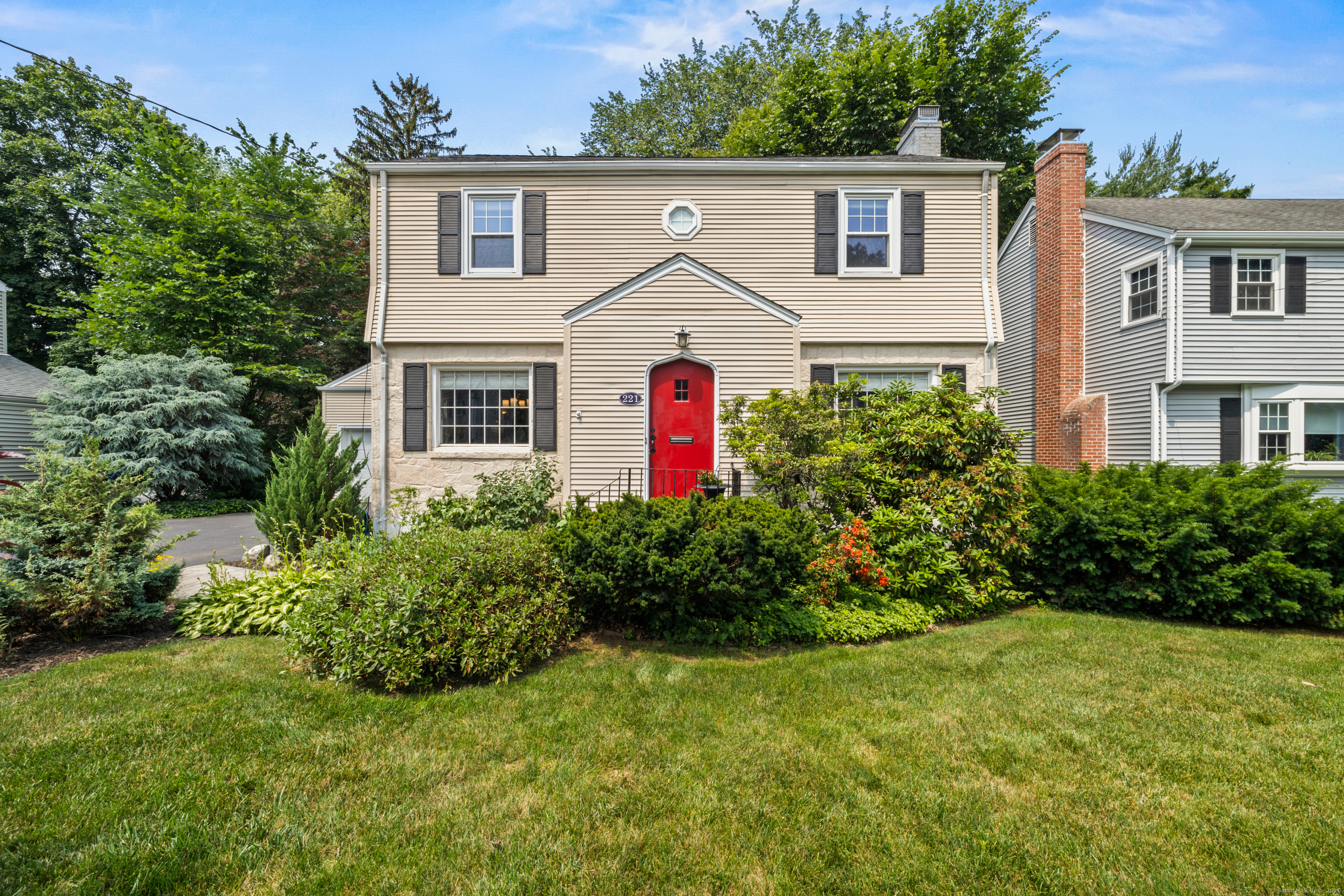 221 Ballard Dr, West Hartford, CT 06119 - MLS 24100691 - Coldwell Banker