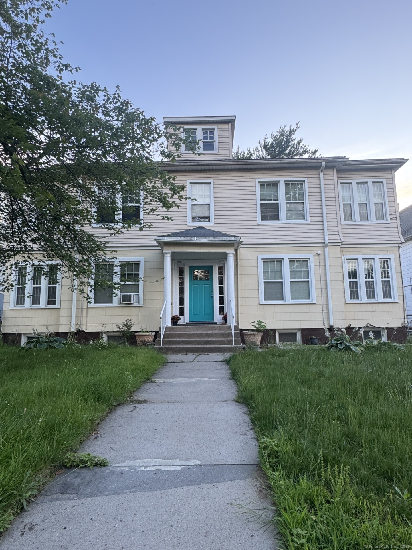 1415 Blue Hills Avenull