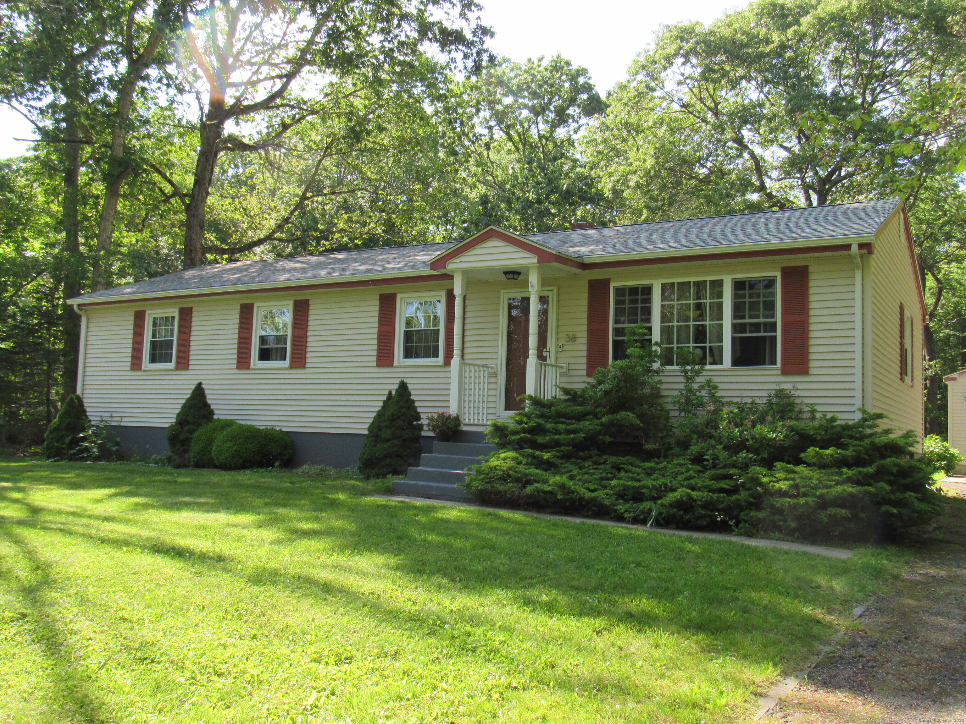 38 Dubois Rd, Montville, CT 06382 - MLS 24110077 - Coldwell Banker
