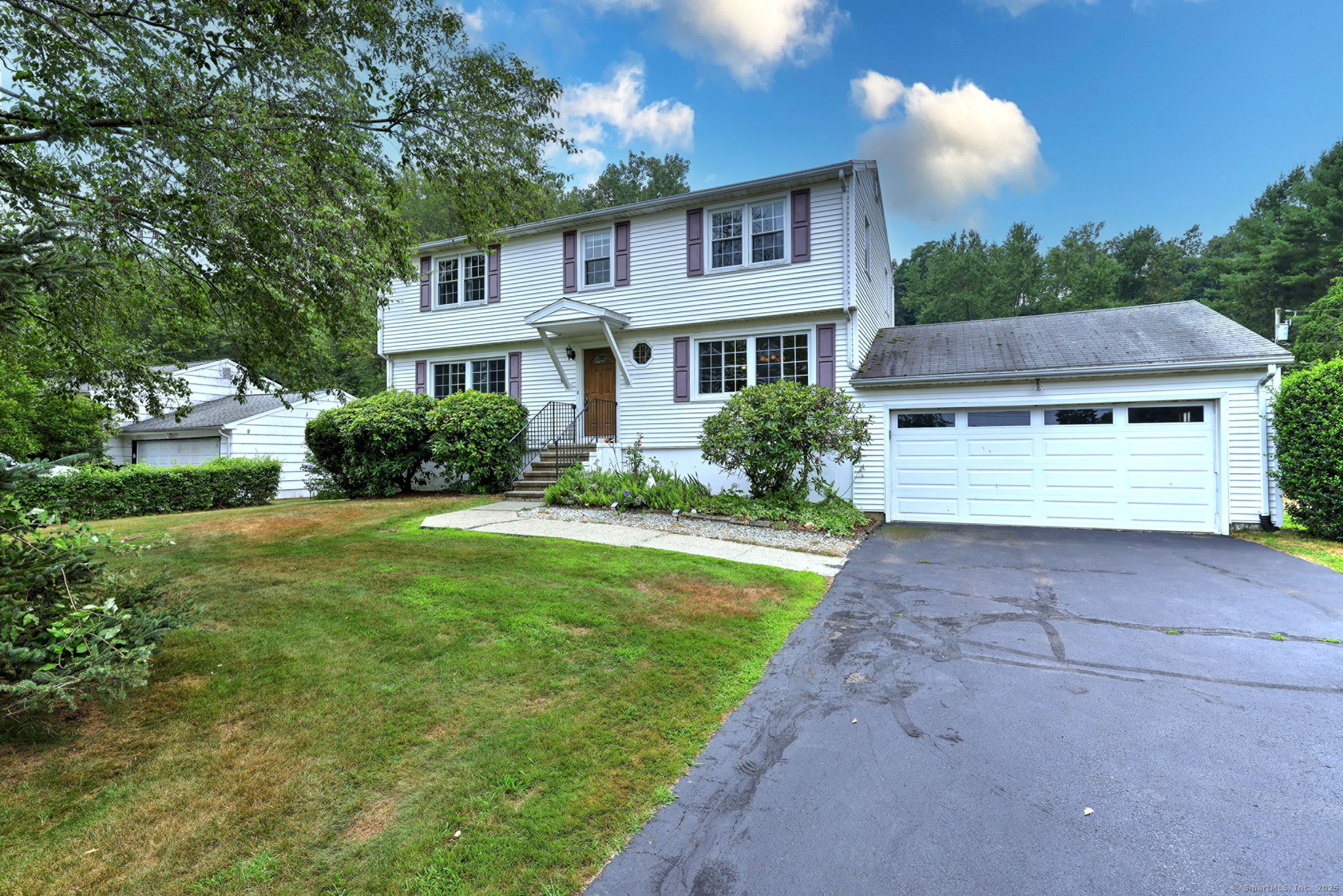 44 Laura Rd, Hamden, CT 06514 - MLS 24114730 - Coldwell Banker