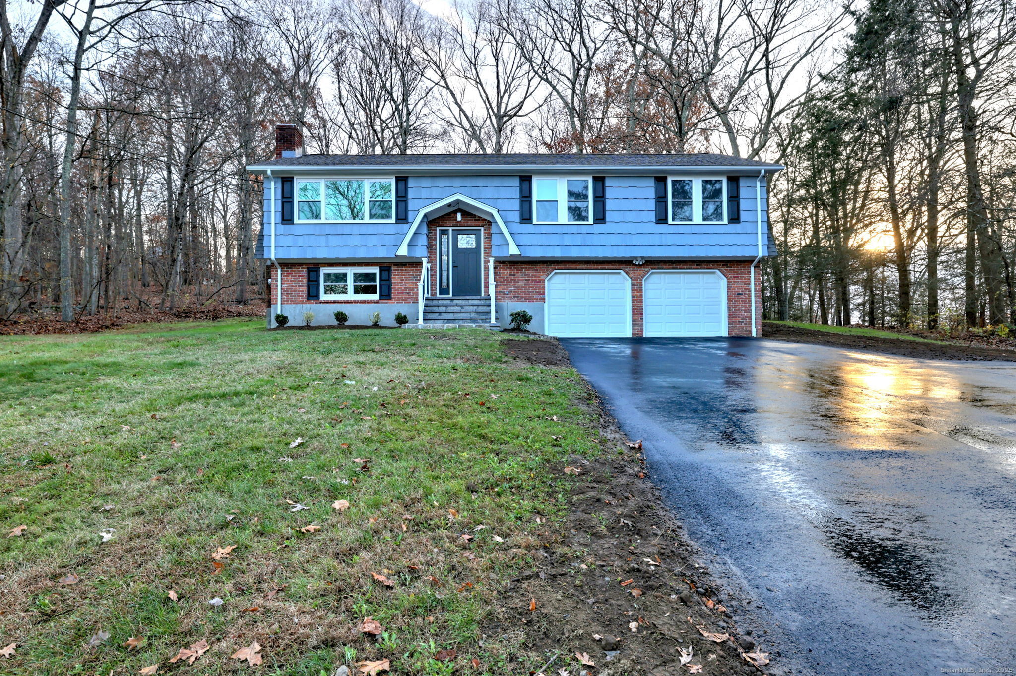 5 Robert Frost Dr, Shelton, CT 06484 - MLS 24140600 - Coldwell Banker