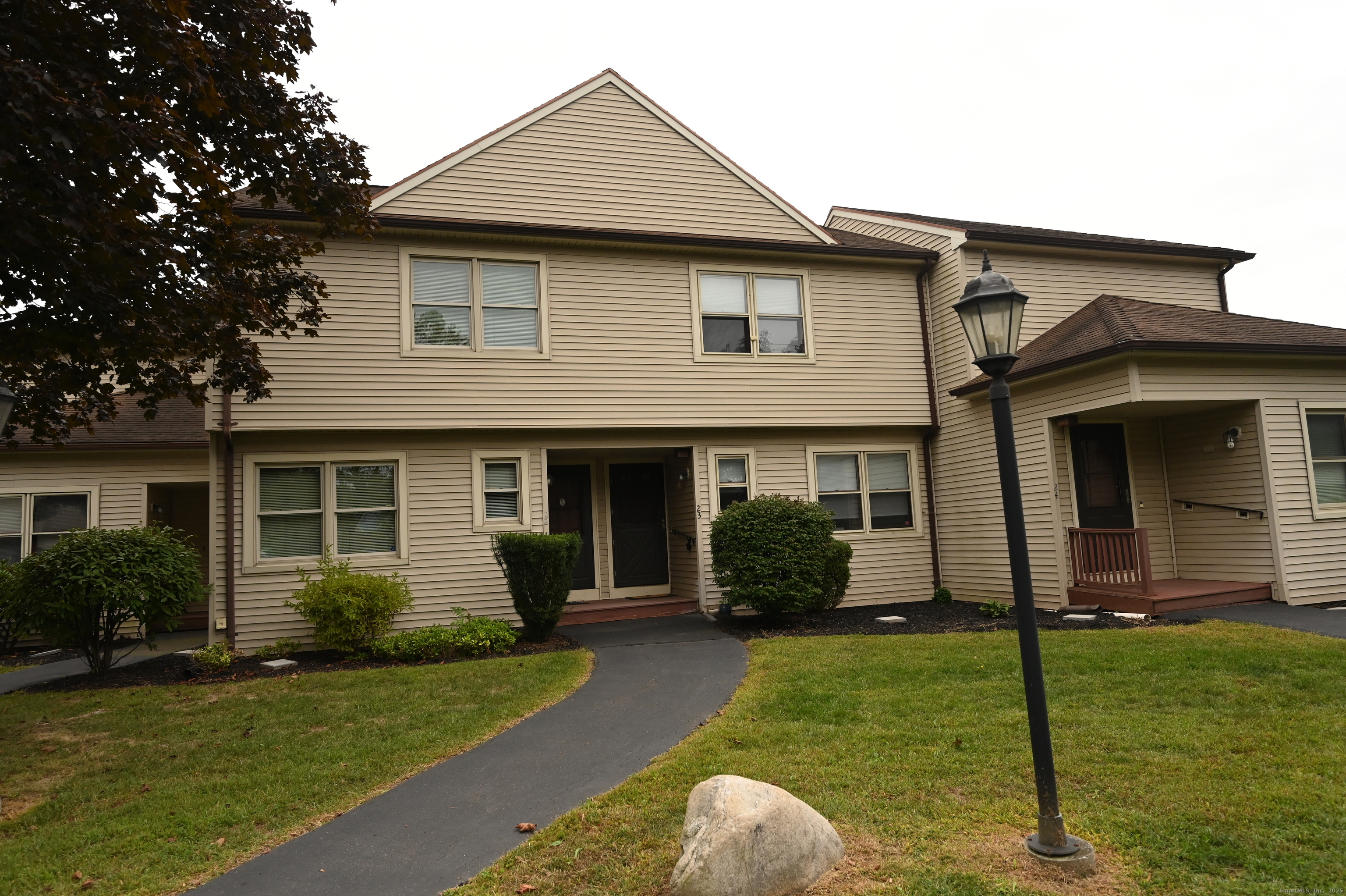 375 Coe Ave #APT 22, East Haven, CT 06512 - MLS 24140623 - Coldwell Banker