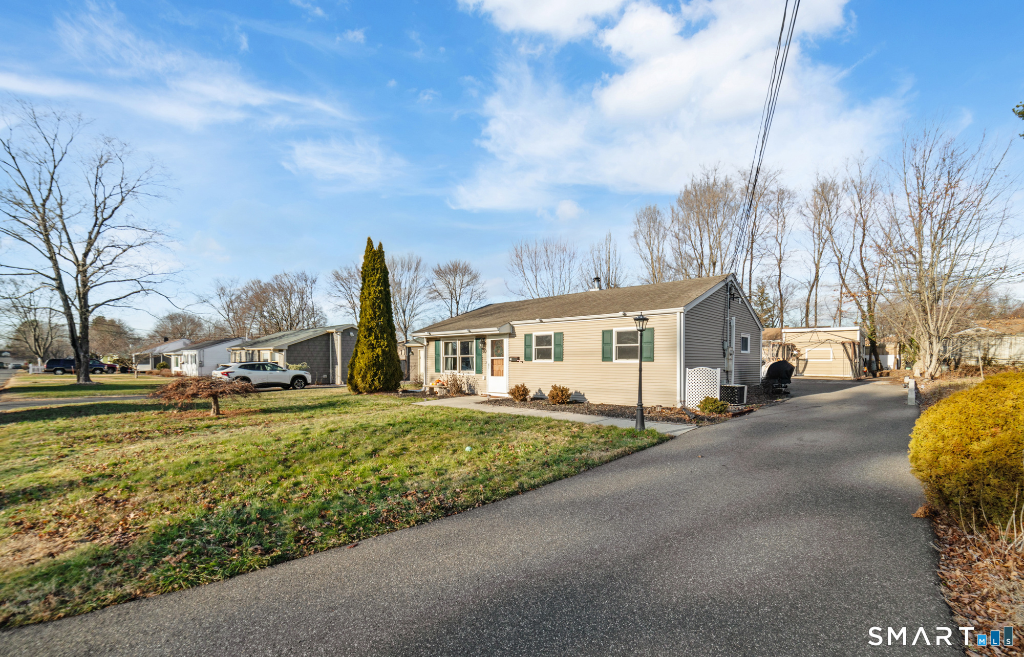 20 Audette Dr, Wallingford, CT 06492 - MLS 24145926 - Coldwell Banker