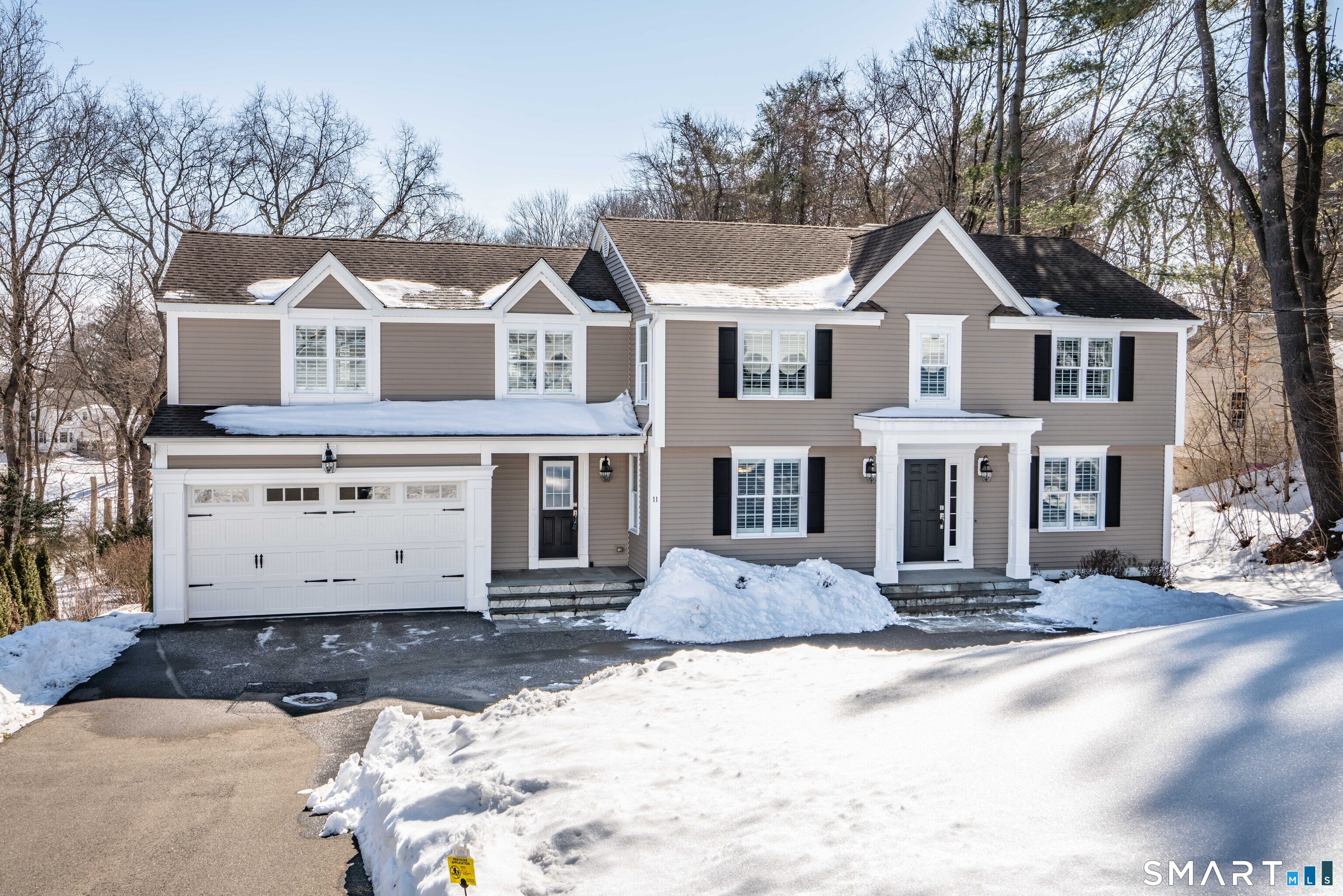 11 Forest Hills Dr, West Hartford, CT 06117 - MLS 24155092 - Coldwell ...