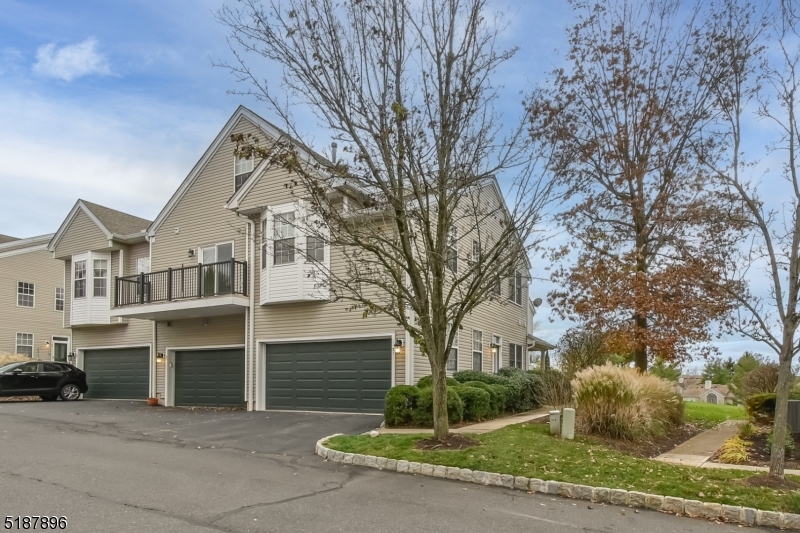 31 Four Oaks Rd, Bedminster Township, NJ 07921 - MLS 3815393 - Coldwell ...