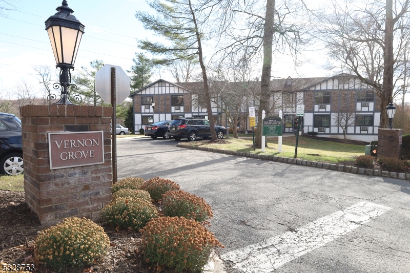 8I Vernon Ln, Chatham Township, NJ 07928 - MLS 3938087 - Coldwell Banker
