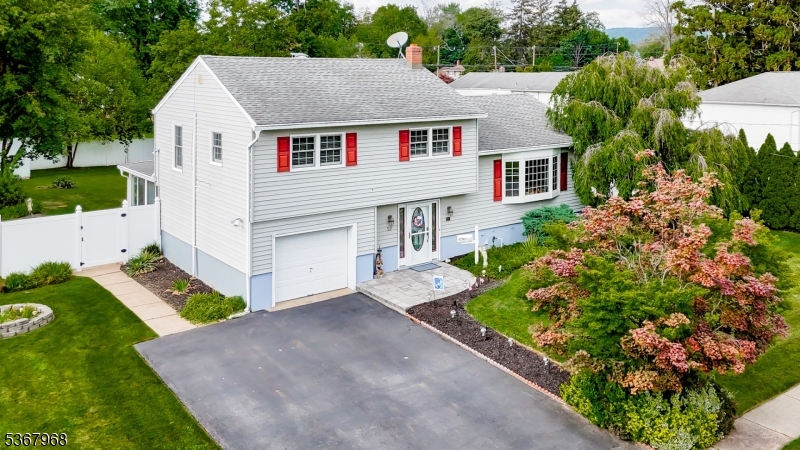 27 Dixon Pl, Wayne, NJ 07470 - MLS 3978016 - Coldwell Banker