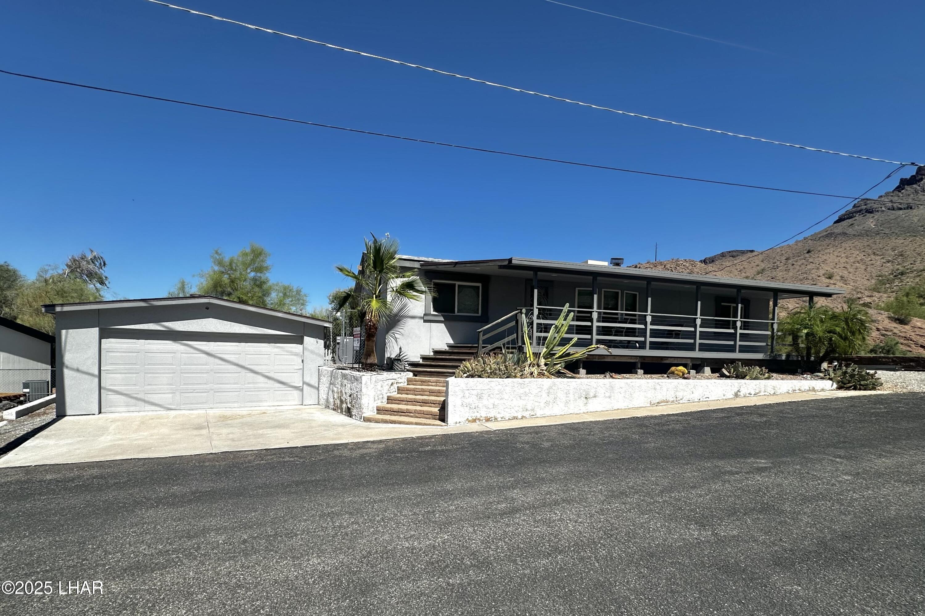 2889 Hillcrest Dr, Parker, AZ 85344 - MLS 1034565 - Coldwell Banker