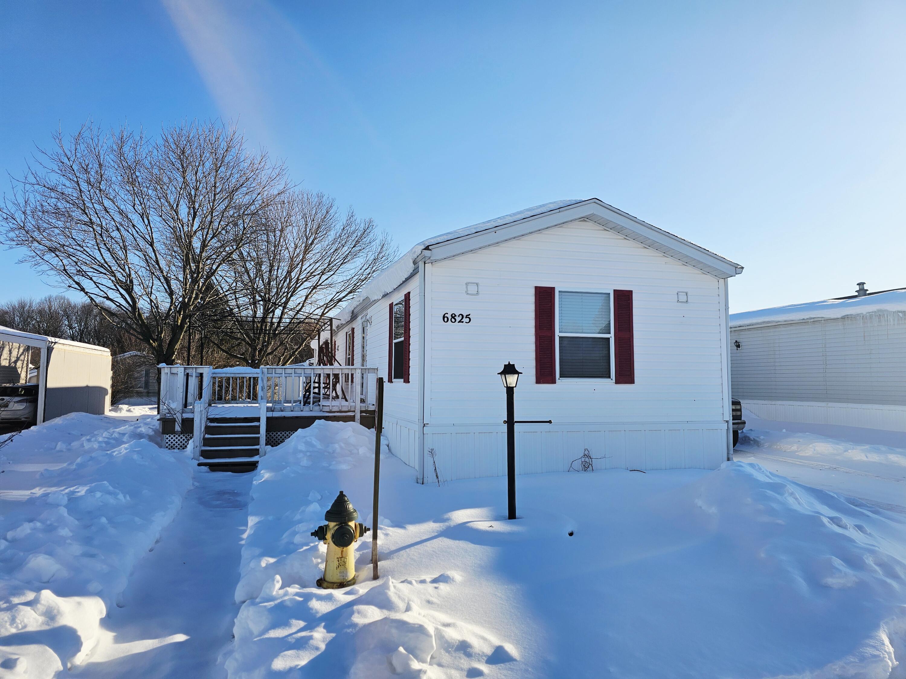 6825 Miss Ellie Ct, Kalamazoo, MI 49009 - MLS 26004792 - Coldwell Banker