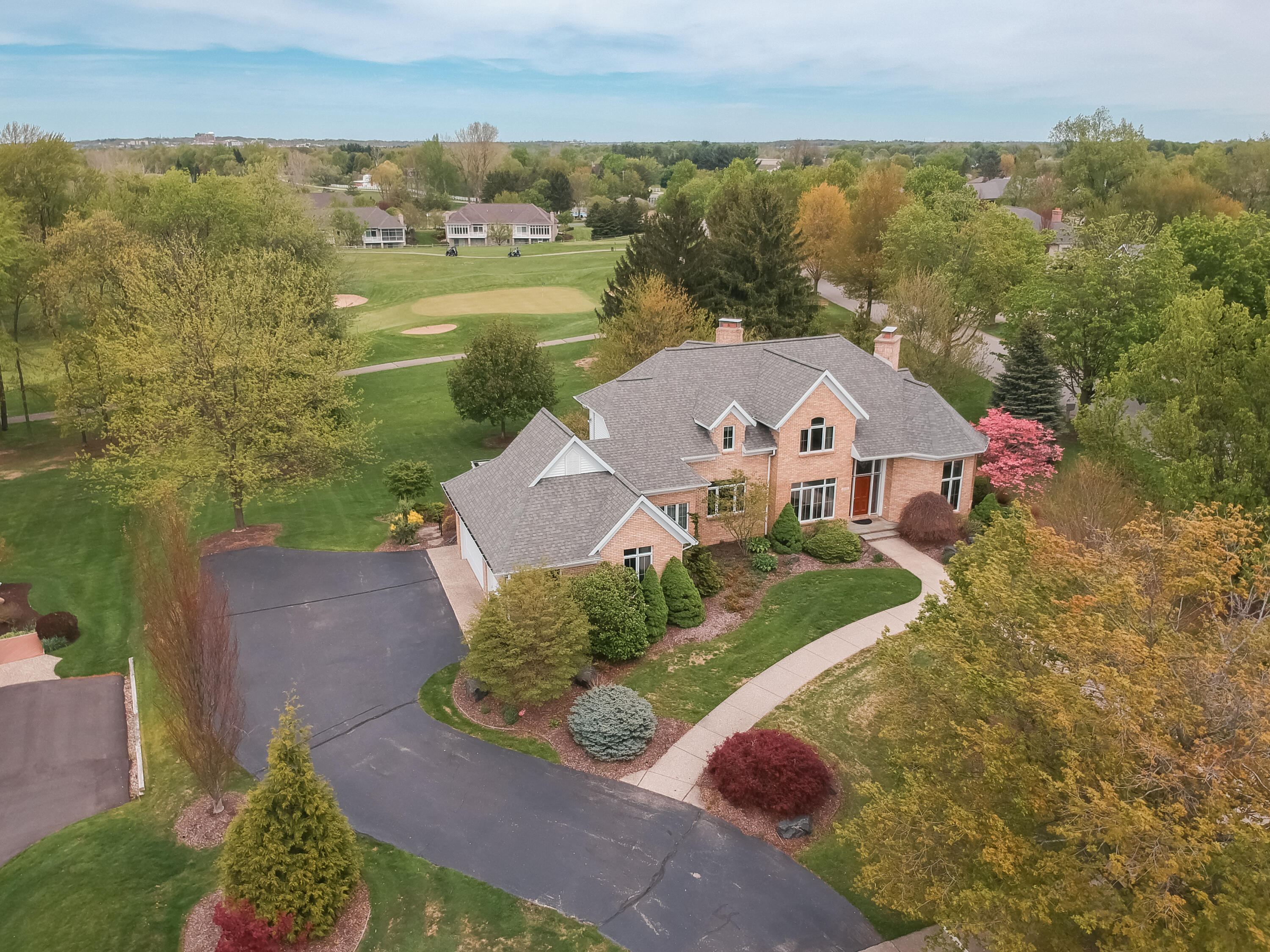 2699 Railside Ct SW, Byron Center, MI 49315 - MLS 26020785 - Coldwell ...