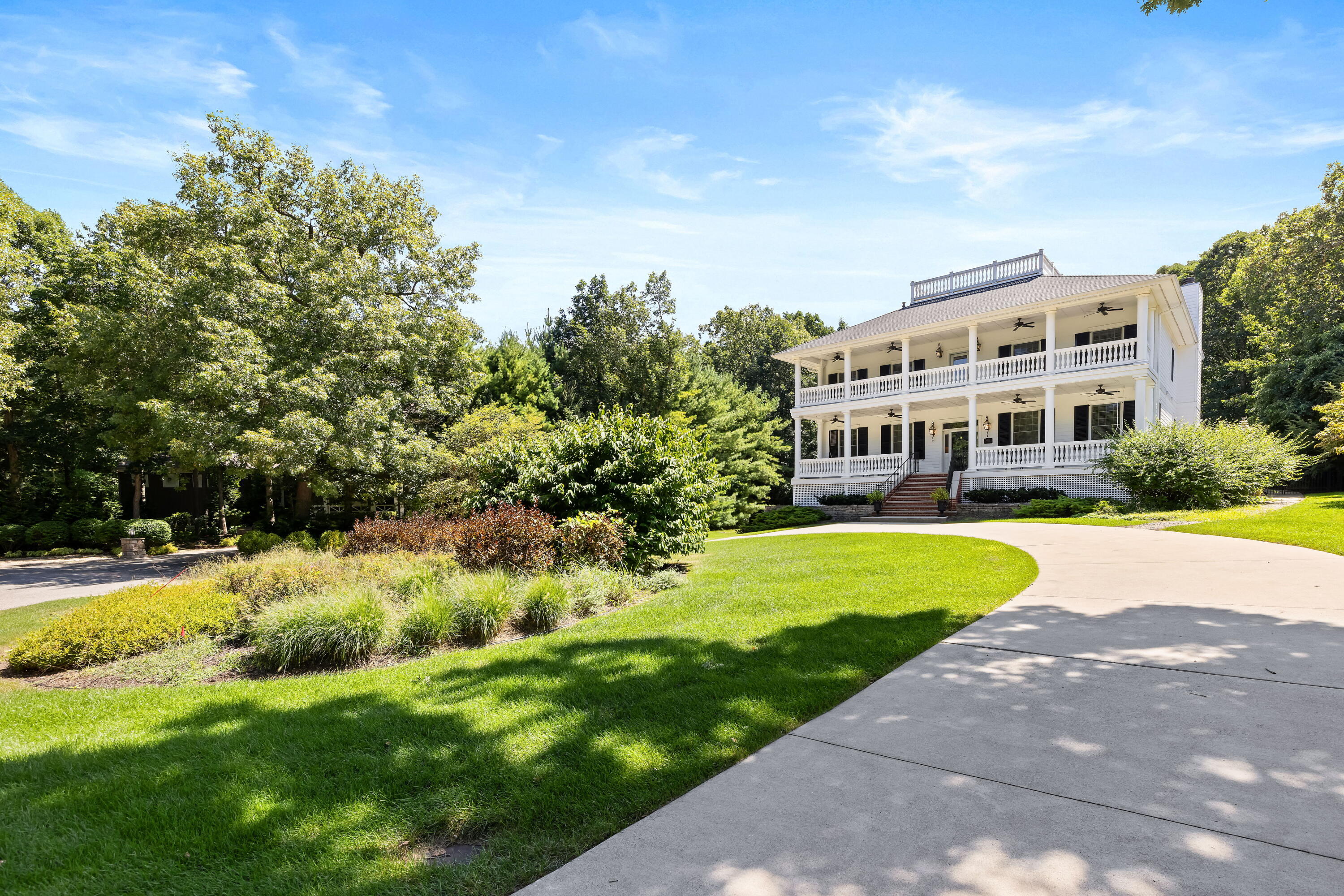 52214 Main Dr, New Buffalo, MI 49117 - MLS 25007585 - Coldwell Banker