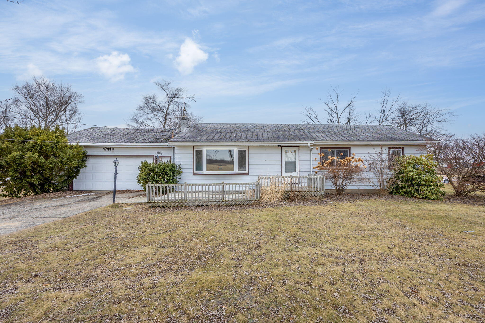 4744 S Greenville Rd Greenville Mi 48838 Mls 25007897 Coldwell Banker