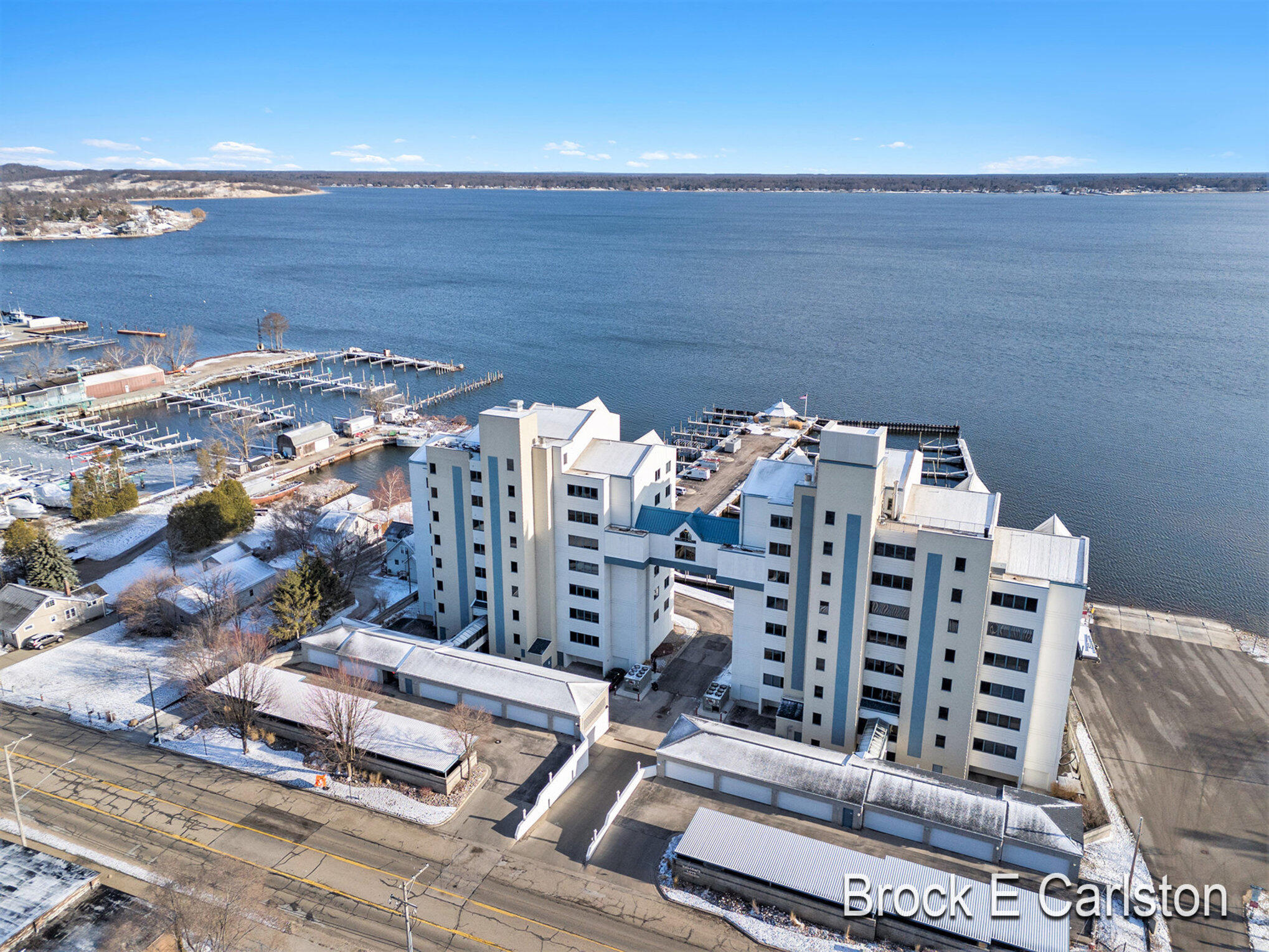 2964 Lakeshore Dr #W501, Muskegon, MI 49444 - MLS 25010189 - Coldwell ...