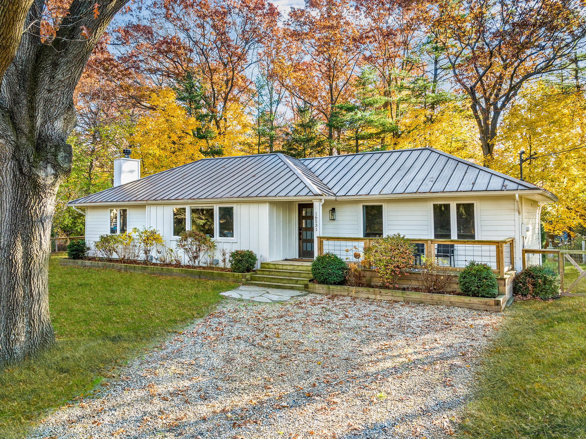 16531 Lakeshore Rd, Union Pier, MI 49129 - MLS 25010651 - Coldwell Banker