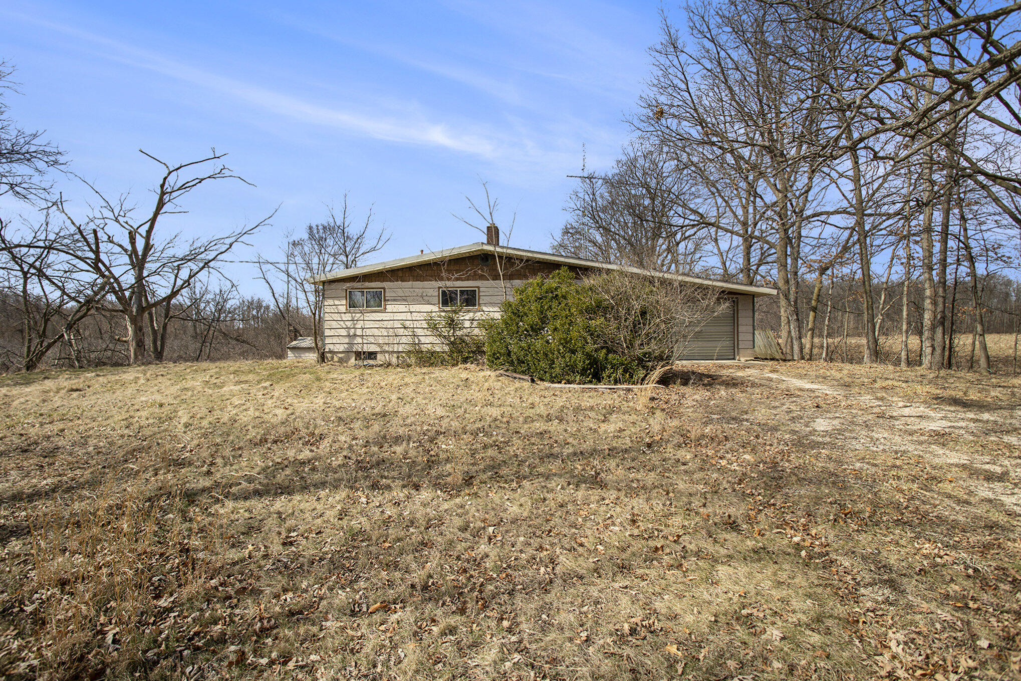 928 Flint Rd, Coldwater, MI 49036 - MLS 25011197 - Coldwell Banker