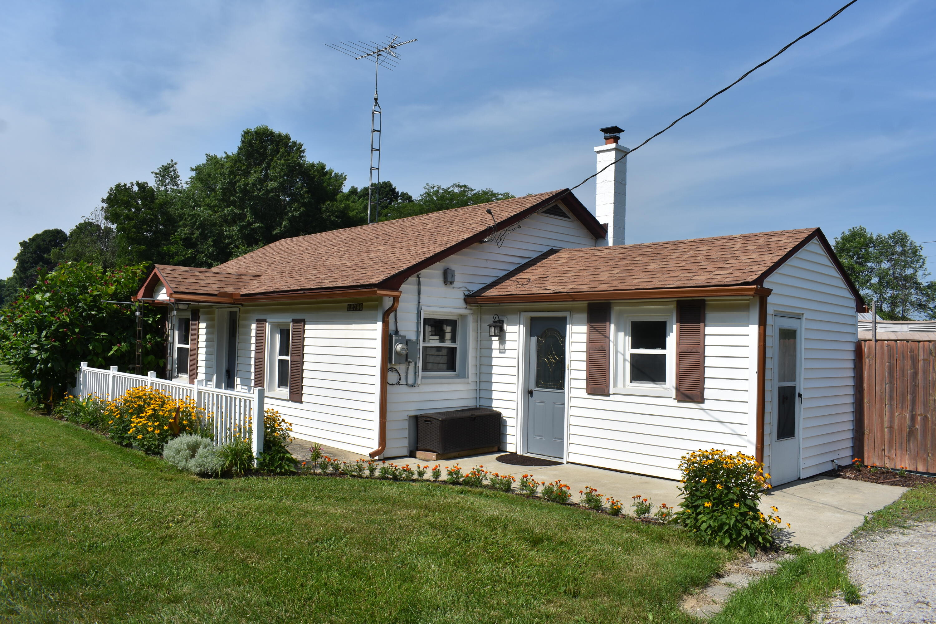 12790 Dennison Rd, Milan, MI 48160 - MLS 25028628 - Coldwell Banker