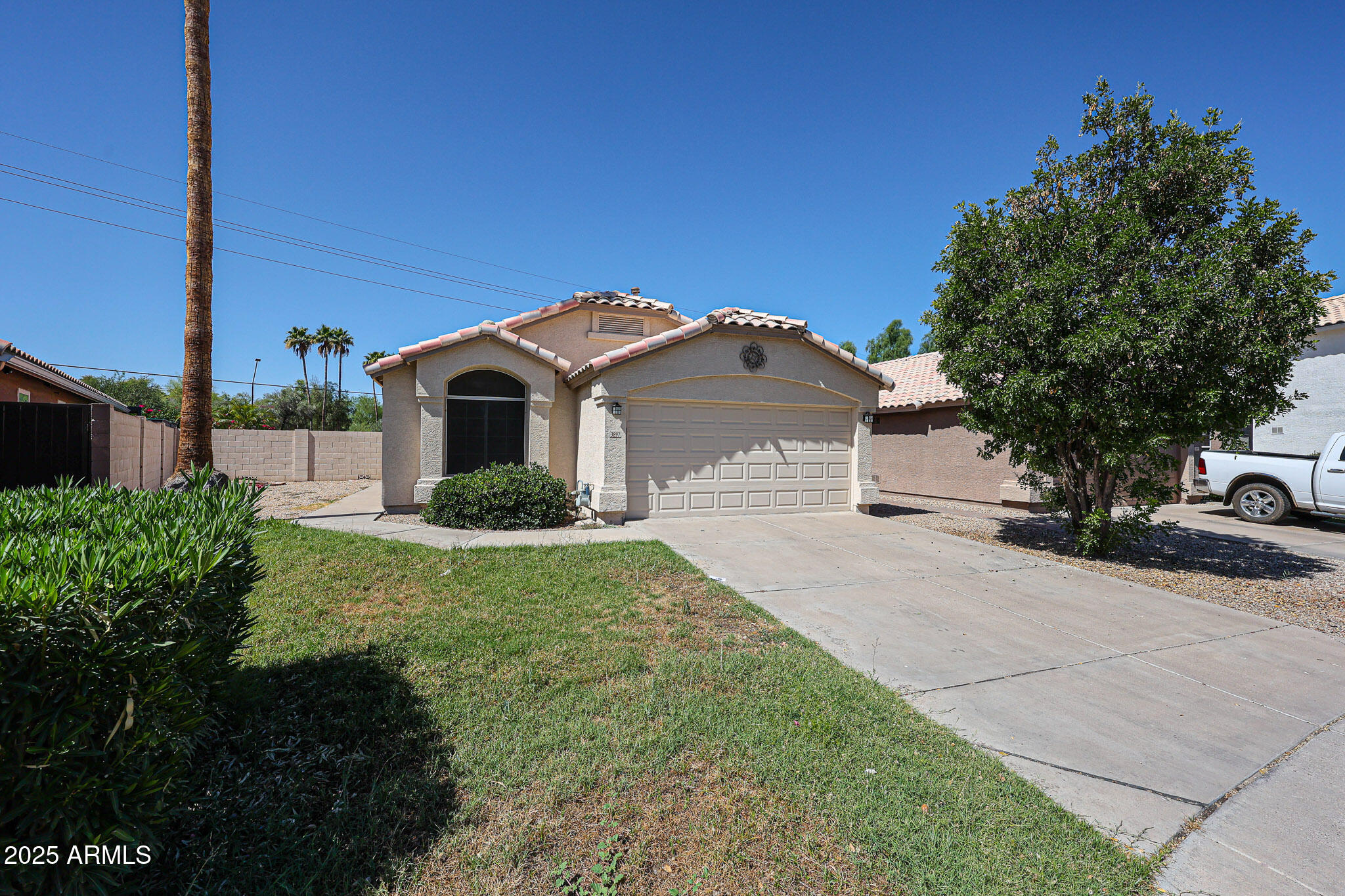 3897 E Douglas Loop, Gilbert, AZ 85234 - MLS 6957270 - Coldwell Banker