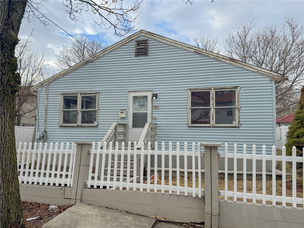 91 Trask St, Providence, RI 02905 - MLS 1376495 - Coldwell Banker