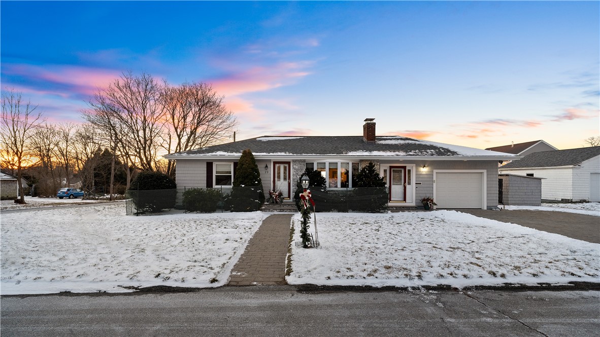 29 Robert St, Tiverton, RI 02878 - MLS 1402747 - Coldwell Banker