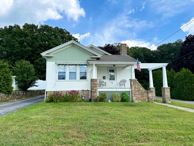 199 High St, Westerly, RI 02891 - MLS 1345075 - Coldwell Banker