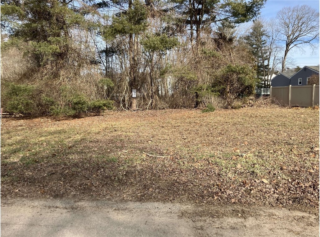 10 Sheffield Rd, Smithfield, RI 02828 - MLS 1352765 - Coldwell Banker