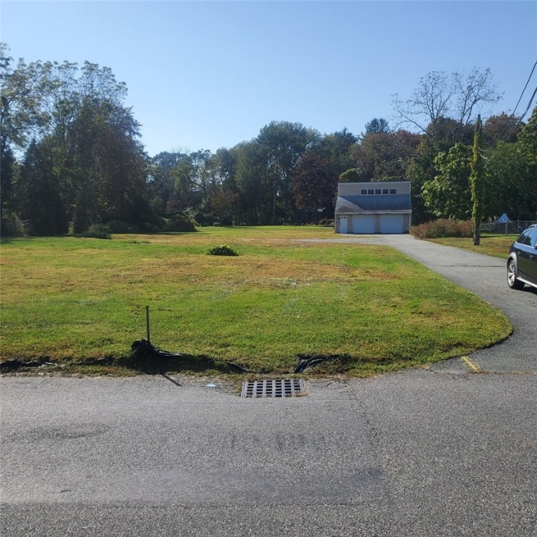 11 Mathewson Rd, Barrington, RI 02806 - MLS 1353583 - Coldwell Banker