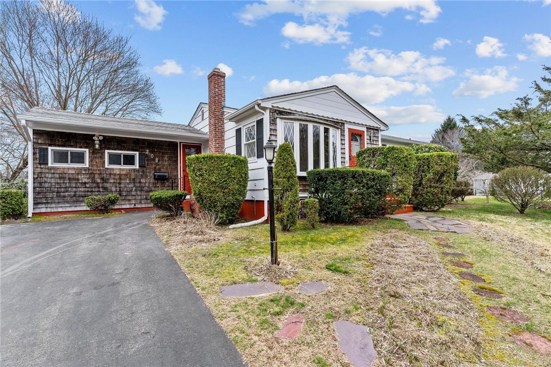 208 Baldwin Rd, Warwick, RI 02886 - MLS 1353998 - Coldwell Banker