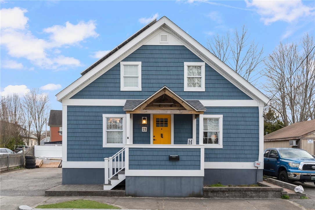 21 Asselin St, Warren, RI 02885 - MLS 1355674 - Coldwell Banker 21 Asselin St, Warren, RI 02885 - MLS 1355674 - Coldwell Banker