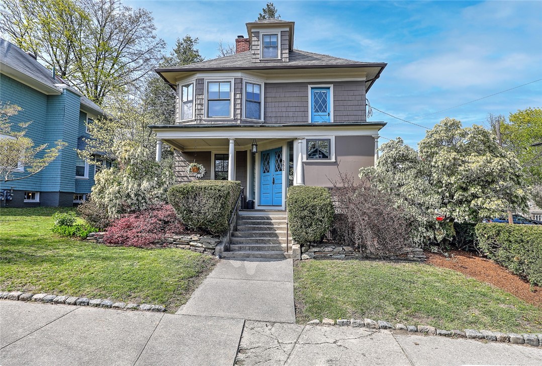 352 Lloyd Ave, Providence, RI 02906 - MLS 1357875 - Coldwell Banker