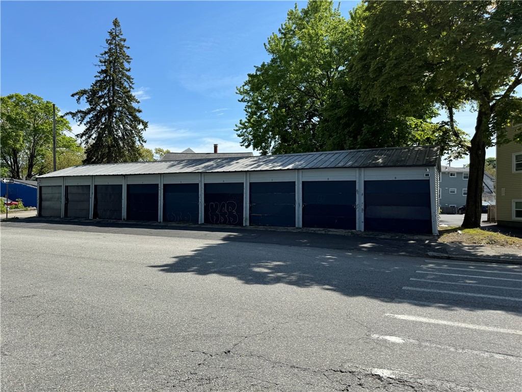 60 Reservoir Ave, Pawtucket, RI 02860 - MLS 1359218 - Coldwell Banker