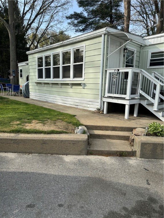 18 Helen Dr, Coventry, RI 02816 - MLS 1359898 - Coldwell Banker