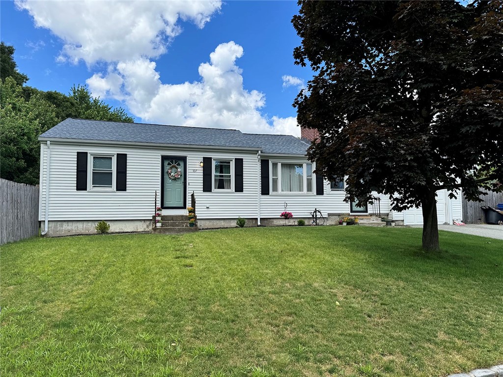 107 Knowles Dr, Warwick, RI 02888 - MLS 1361449 - Coldwell Banker