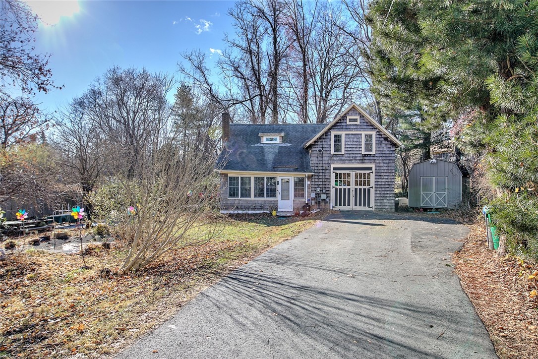 56 Austin St, South Kingstown, RI 02879 - MLS 1377089 - Coldwell Banker