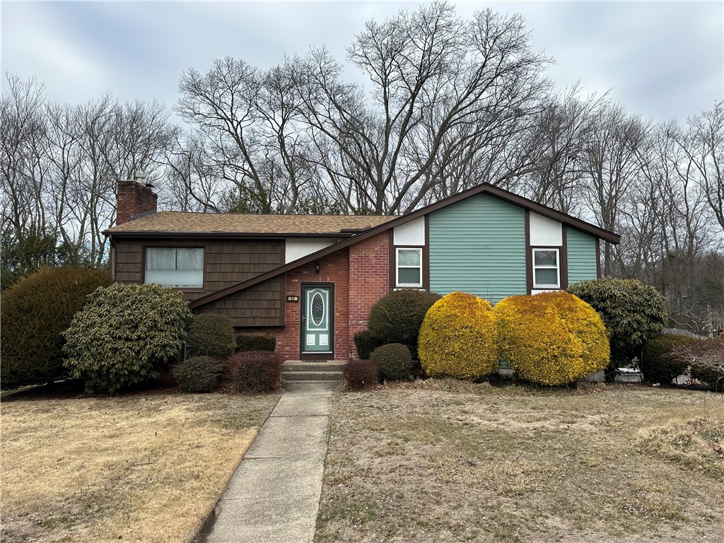 25 Kimberly Ln, West Warwick, RI 02893 - MLS 1379351 - Coldwell Banker
