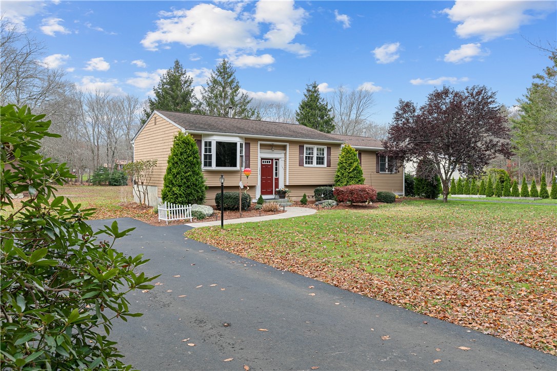143 Bowen Hill Rd, Coventry, RI 02827 - MLS 1379893 - Coldwell Banker