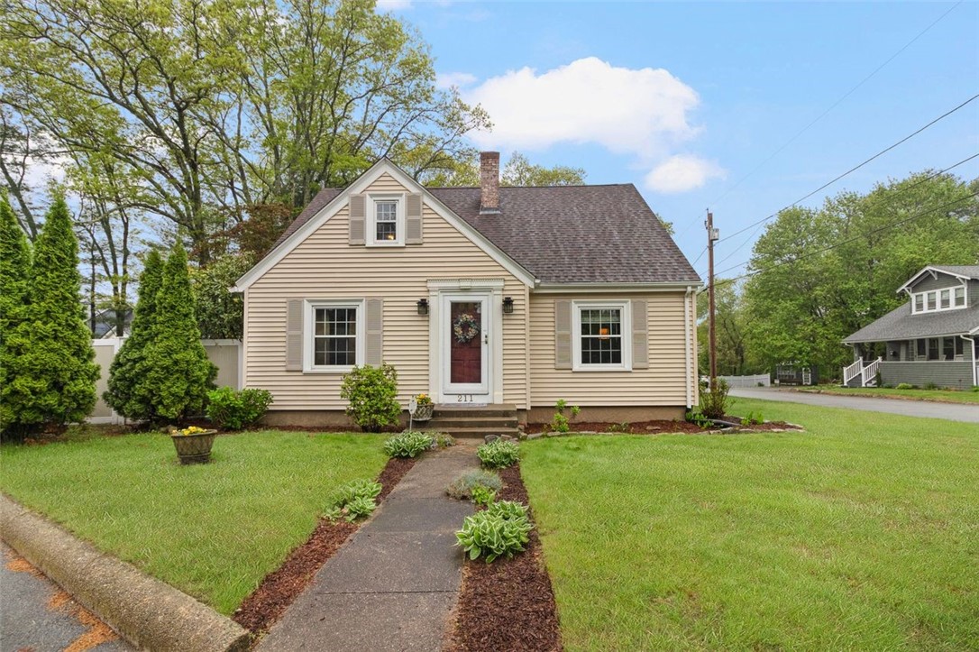211 Fairview Ave, Coventry, RI 02816 - MLS 1384542 - Coldwell Banker