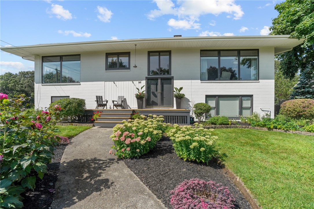96 Roger Williams Dr, North Kingstown, RI 02852 - MLS 1385324 ...