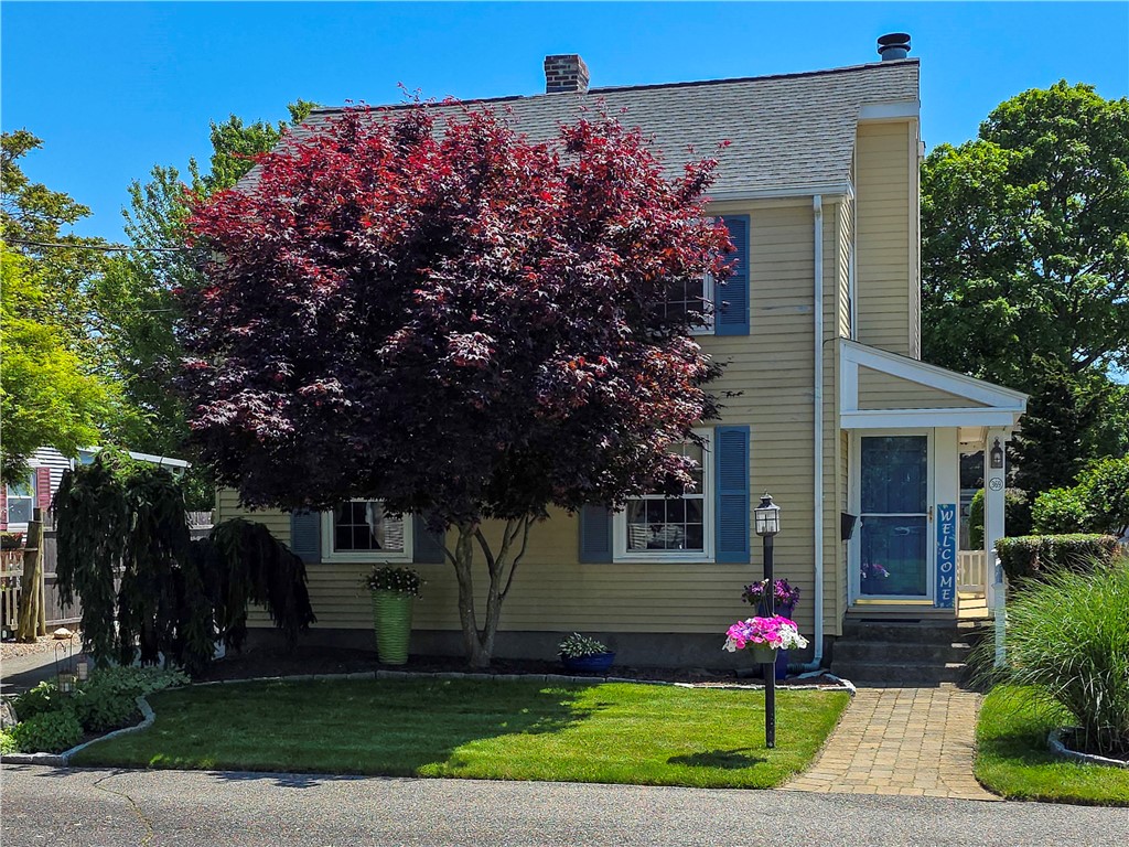 369 Vine St, Pawtucket, RI 02861 - MLS 1386239 - Coldwell Banker