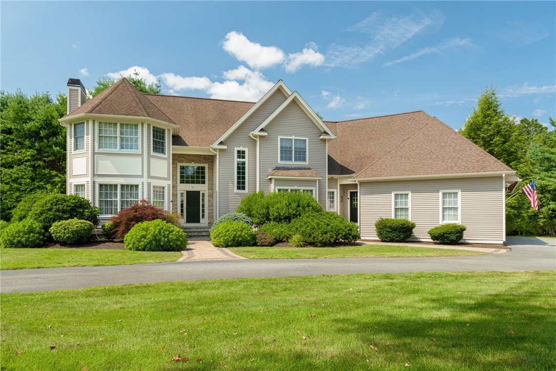 81 Crest Dr, Cranston, RI 02921 - MLS 1388318 - Coldwell Banker