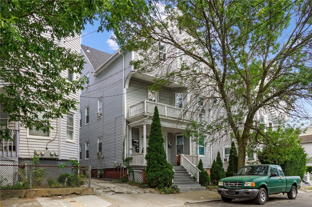 39 Felix St, Providence, RI 02908 - MLS 1392378 - Coldwell Banker