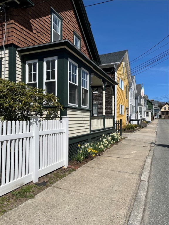 9 Potter St, Newport, RI 02840 - MLS 1398758 - Coldwell Banker